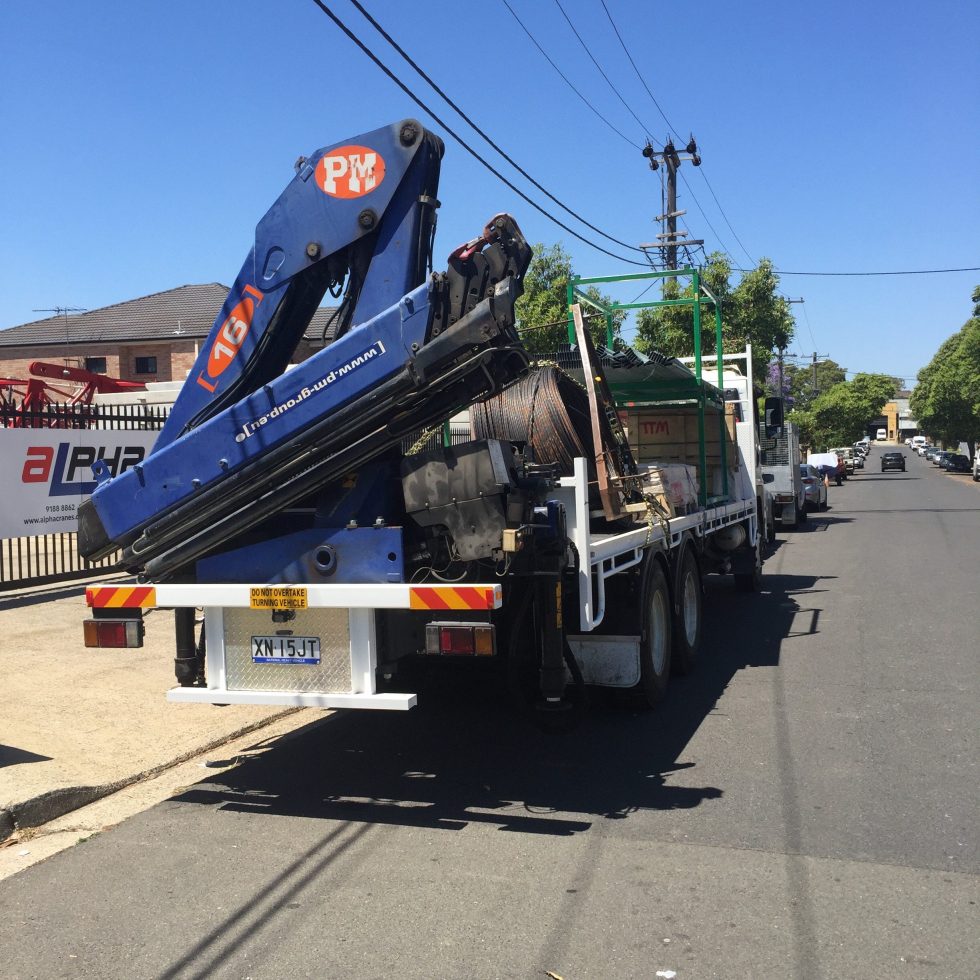 Everything You Need to Know: Hiring HIAB Truck in Sydney - TSS Carriers